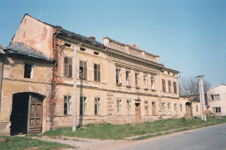 Řekli nám: „Kulaci, měli jste se nažrat dřív!“ Tehdy je máma proklela ...